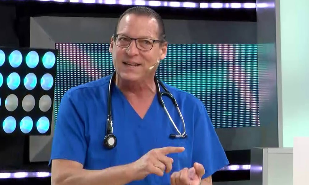 Doctor Tomás Borda sorprende con su apariencia física durante ...