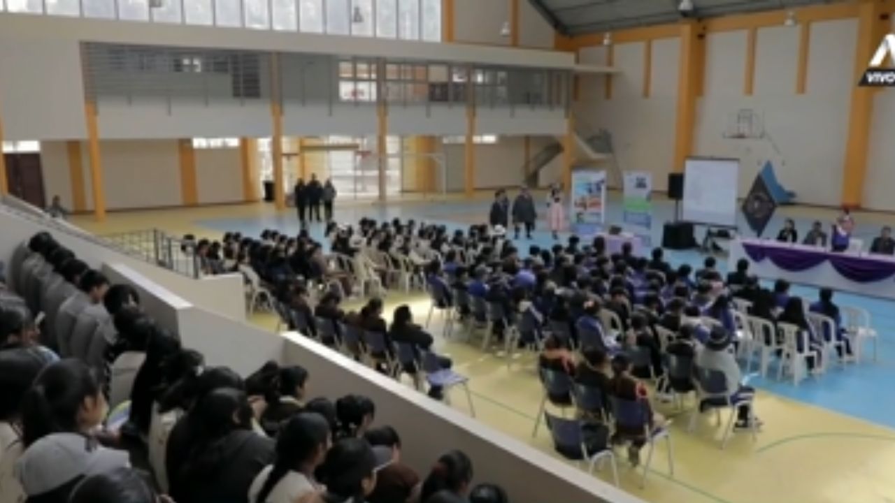 Beca 18 - 2026: Programa priorizará a alumnos de alto rendimiento en ...
