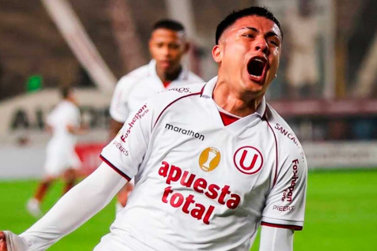 Concha es captado muy cariñoso con hija de referente de Alianza