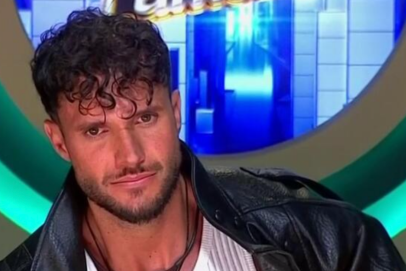 Magaly opina sobre final de Chollywood Talent y defiende a jurados