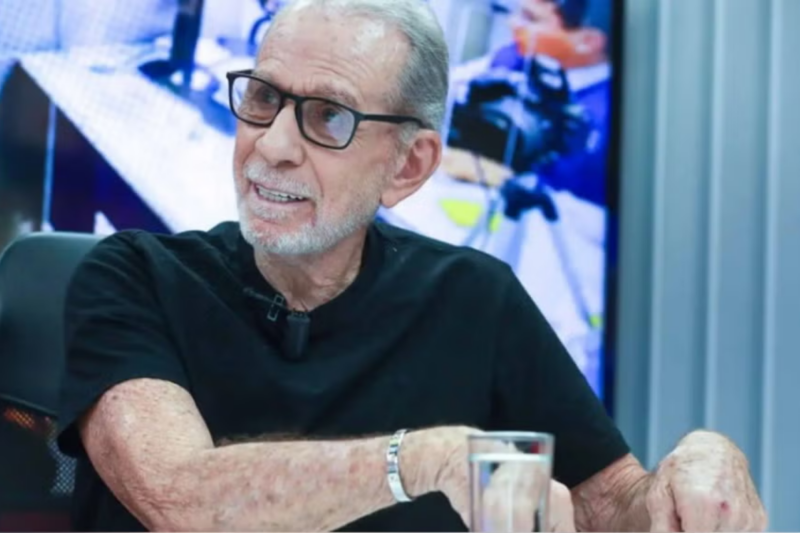 Kate Candela celebra siete años como solista en Magaly TV