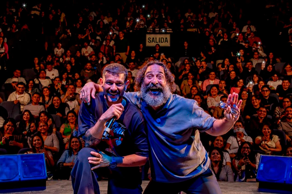 Yaco Eskenazi y el 'Loco' Wagner llenan teatro en cono norte